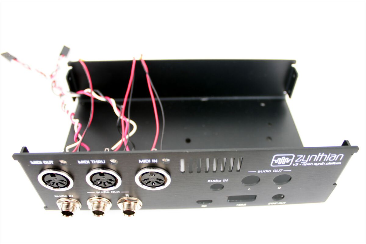 Building a Zynthian Box using an official Kit v3 - ZynthianWiki